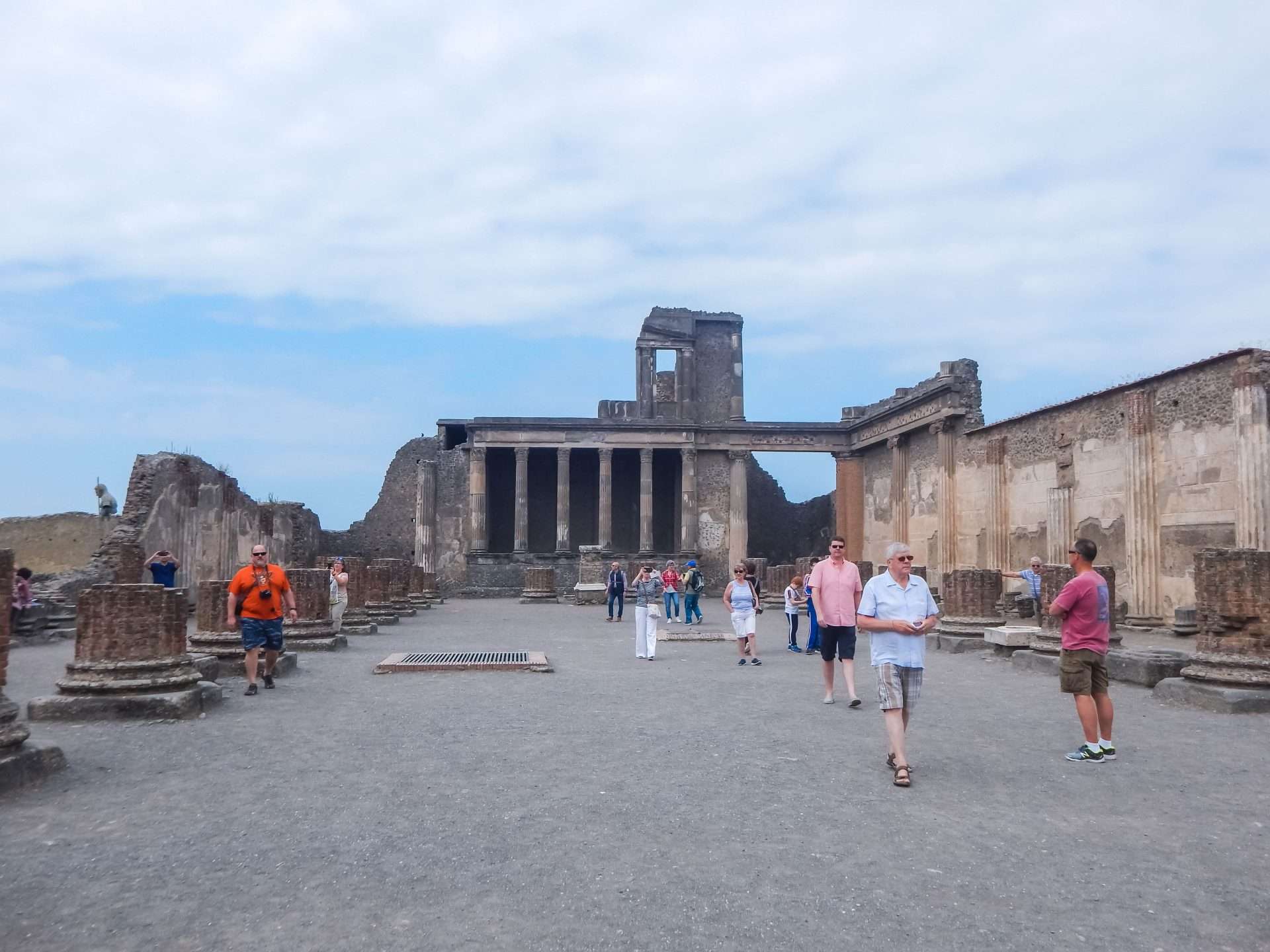 Visiting Pompeii Guide: What to see on your first visit to Pompeii ...